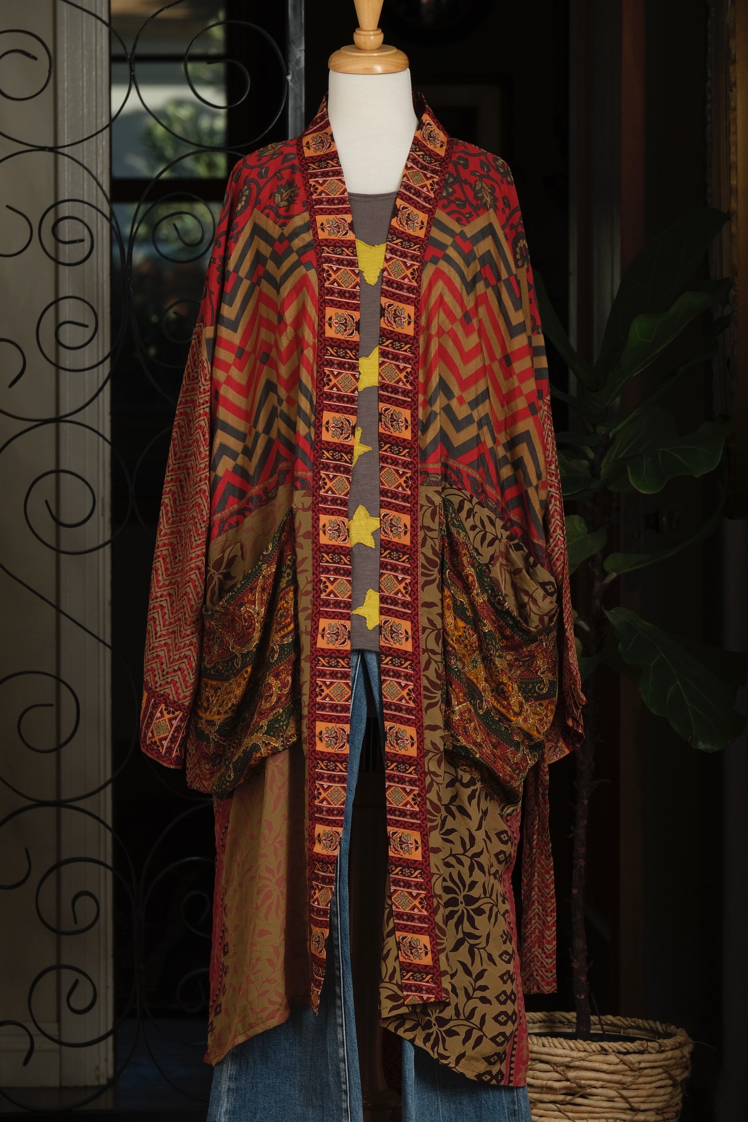 Silky Pocket Duster in Bohemian Red – Chateau Bel Age Boutique