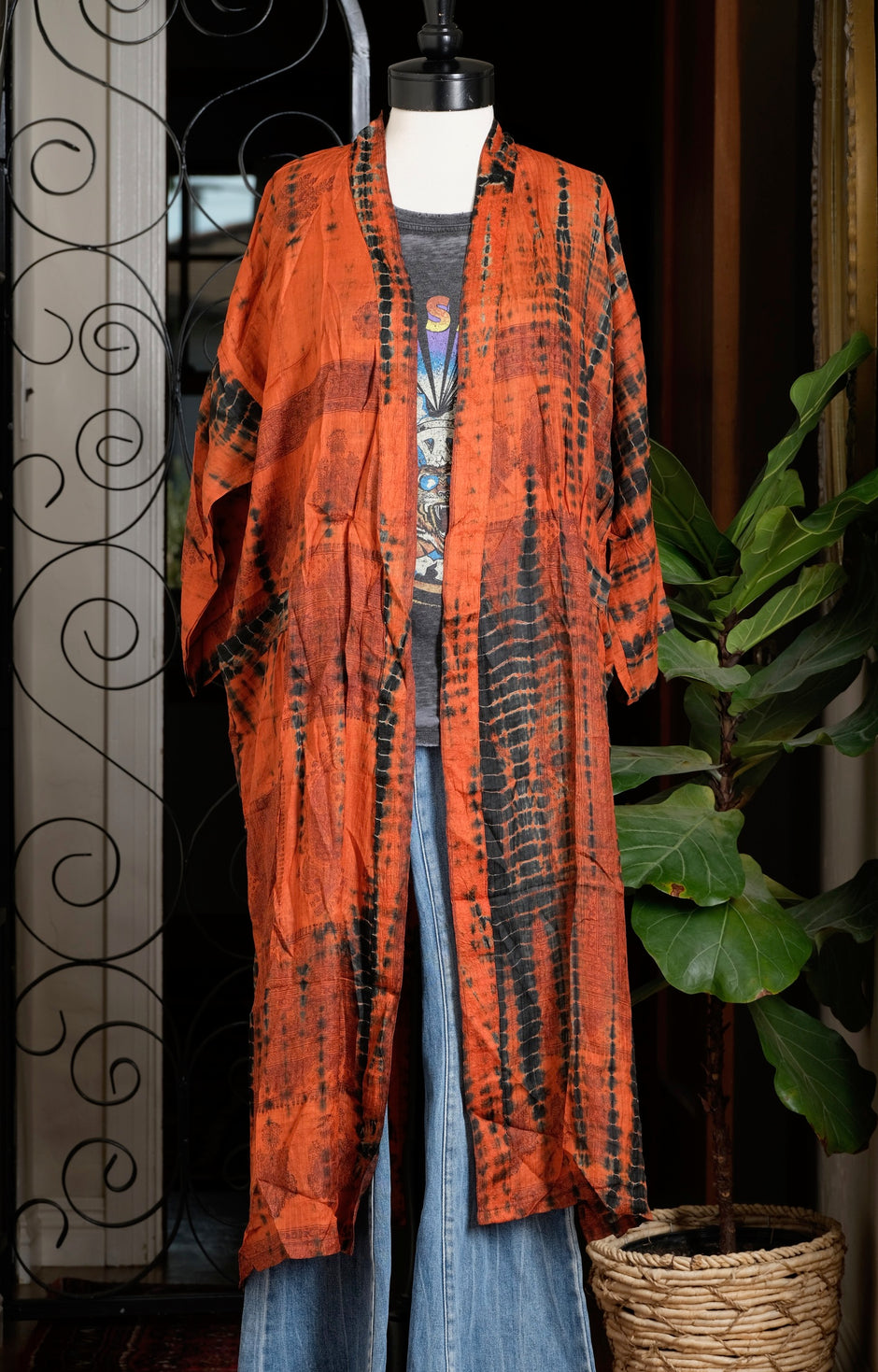 DUSTERS & TOPPERS – Chateau Bel Age Boutique