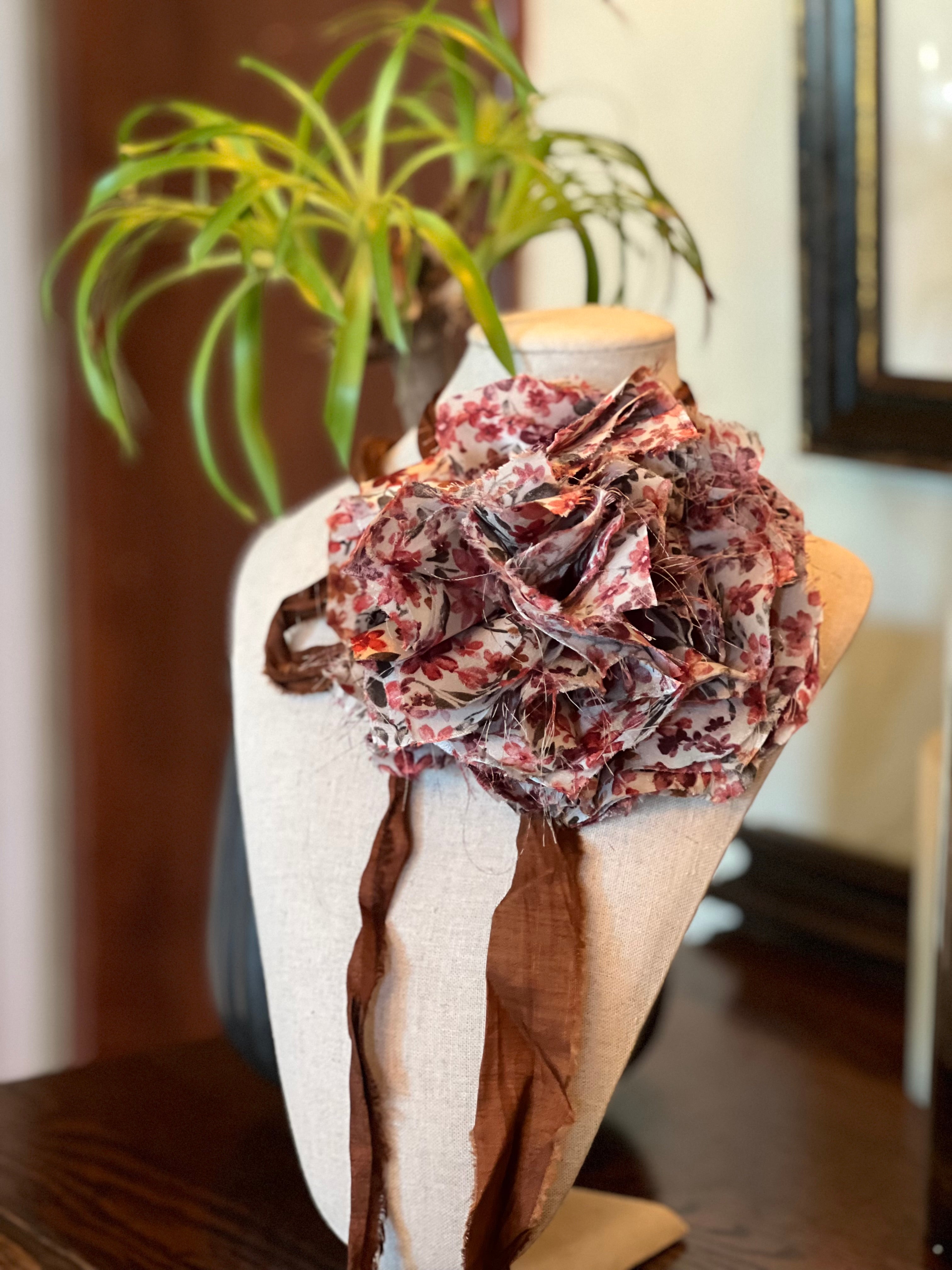 Tattered Rose Clip in Rust Ditzy Flower – Chateau Bel Age Boutique